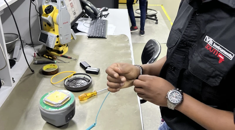 Survey Equipment Calibration, Survey Instruments Repair | VI Instruments